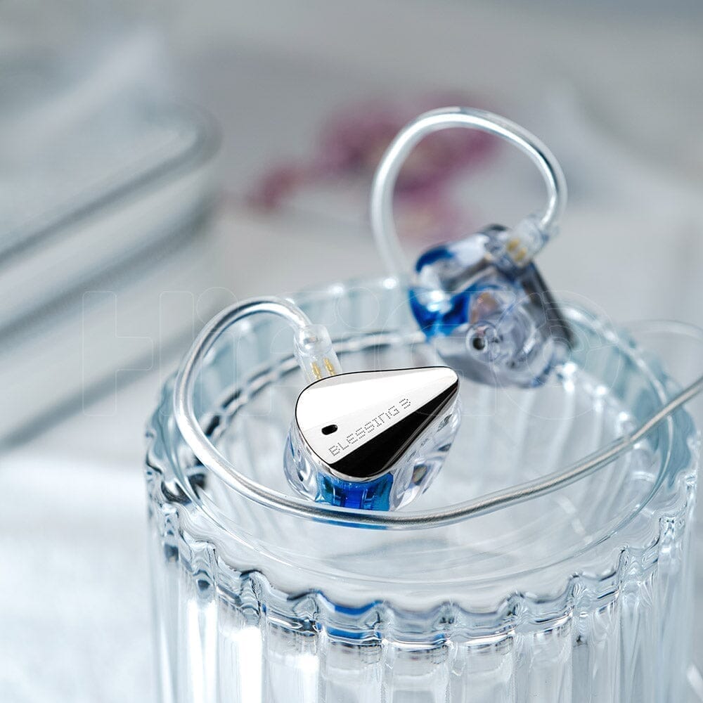 Moondrop Blessing3 / Blessing 3 2DD + 4BA Hybrid In-Ear Monitors — HiFiGo