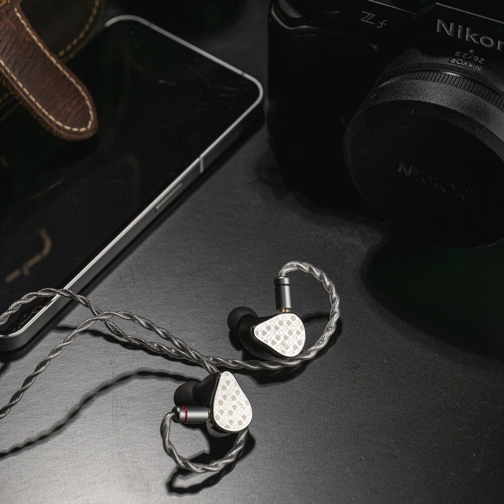 Moondrop May DSP Fully Balanced DD+Planar Hybrid Drivers HiFi IEMs — HiFiGo